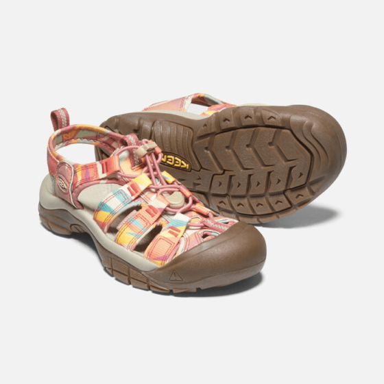 Cute Summer Sandals & Shoes For Women Who Love To Dress Feminine From ...